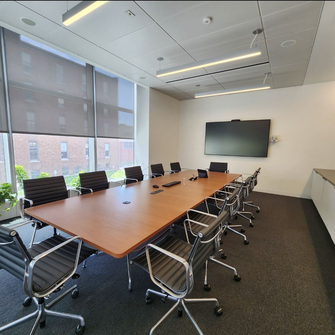 NVRC 122 - Executive Room - NVRC – Syracuse University